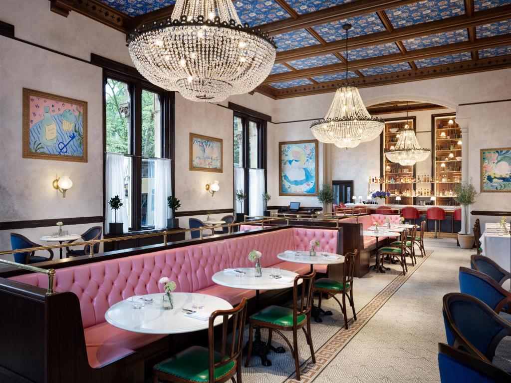 Oxford Hotels: The Randolph Hotel. How to Visit, When to Stay