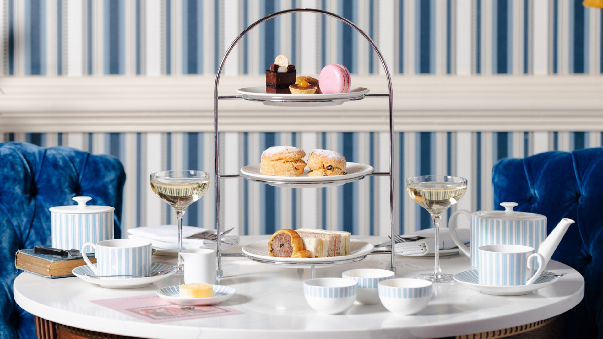 Valentine's in Oxford: Date Ideas, Best Places & Gifts