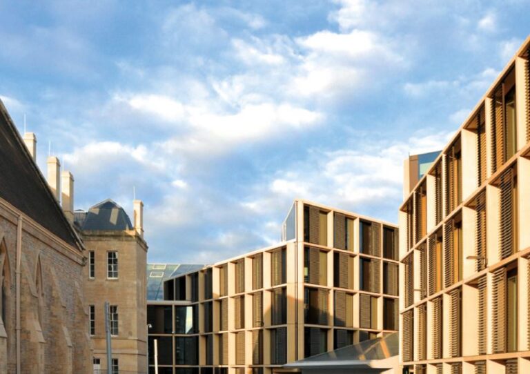 Oxford's Top 5 Modern Buildings for Architecture Enthusiasts